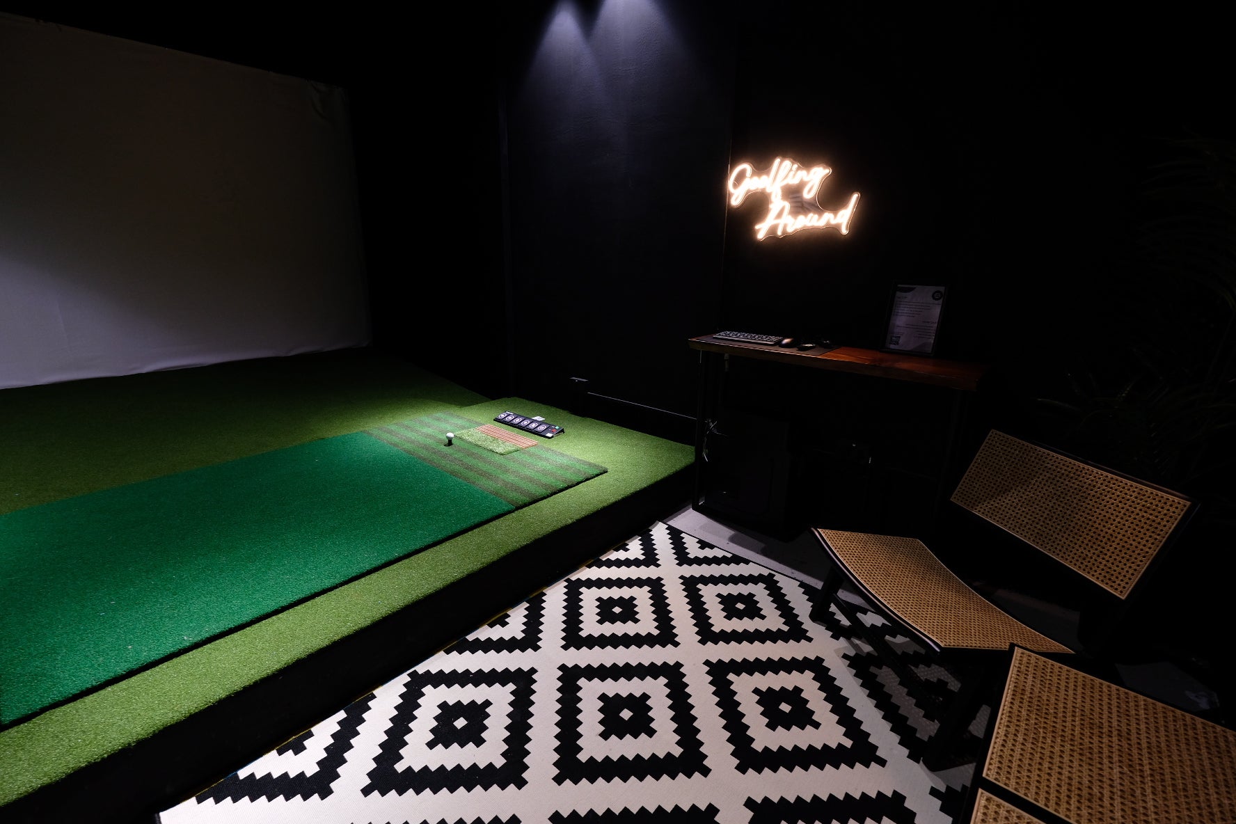 Goolfing Around Golf Studio — 24 Hours Private Indoor Golf Simulator